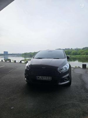 Grey Ford S-Max 2016 in Kaunas, with an engine capacity of 2.00 L and mileage of 260 thousand km for 7400 €, photo  on AUTOMOTO.COM.LV
