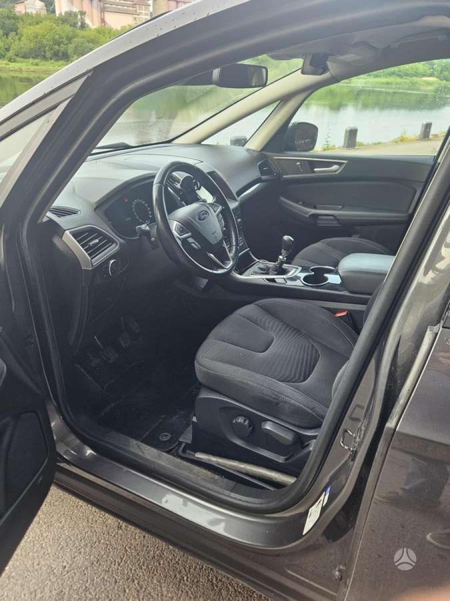 Grey Ford S-Max 2016 in Kaunas, with an engine capacity of 2.00 L and mileage of 260 thousand km for 7400 €, photo 8 on AUTOMOTO.COM.LV