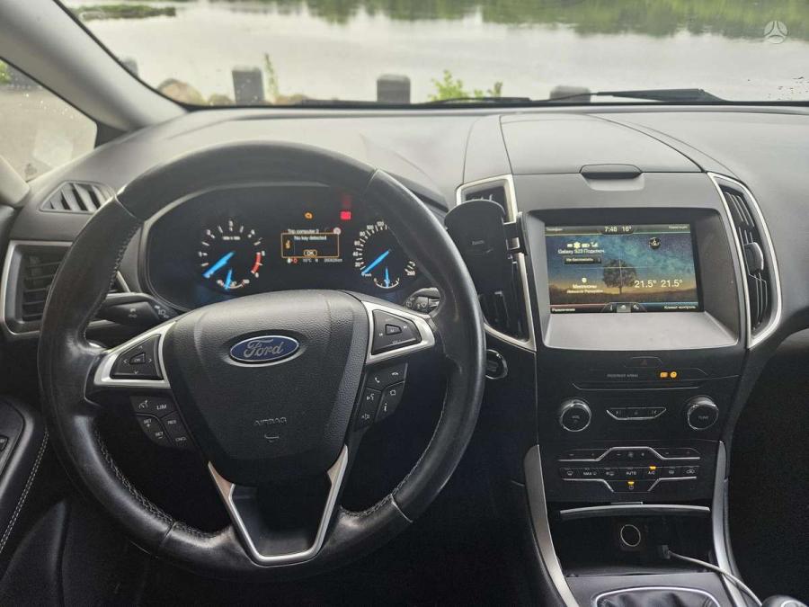 Grey Ford S-Max 2016 in Kaunas, with an engine capacity of 2.00 L and mileage of 260 thousand km for 7400 €, photo 10 on AUTOMOTO.COM.LV