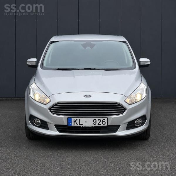 Ford S-Max 2016 Rīga vietnē Pelēks Ford S-Max 2016 Rīga, ar dzinēja tilpumu 2.00 L un nobraukumu 201 tūkst. km par 7100 €, foto 3 vietnē AUTOMOTO.COM.LV