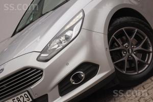 Grey Ford S-Max 2016 in Riga, with an engine capacity of 2.00 L and mileage of 364 thousand km for 6995 €, photo 3 on AUTOMOTO.COM.LV