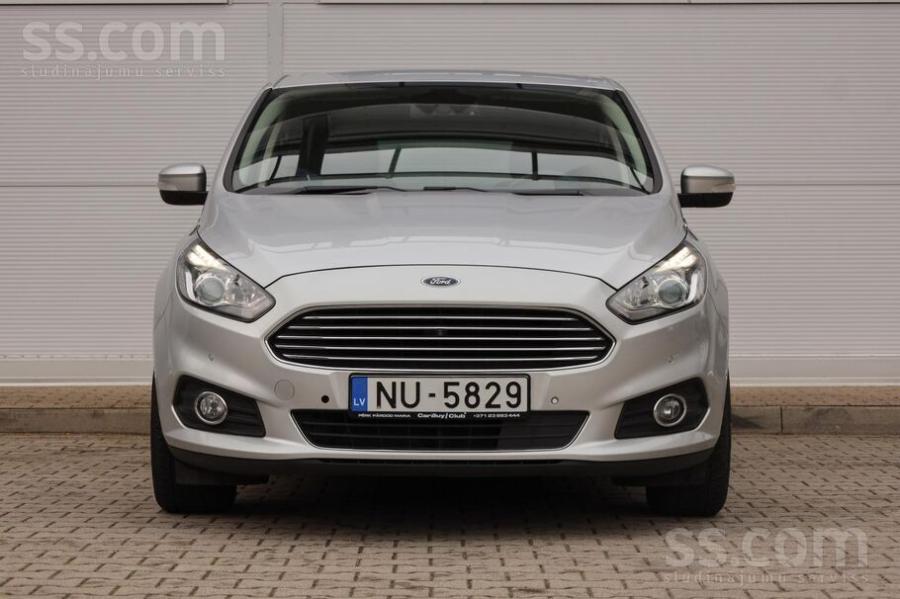 Grey Ford S-Max 2016 in Riga, with an engine capacity of 2.00 L and mileage of 364 thousand km for 6995 €, photo 4 on AUTOMOTO.COM.LV