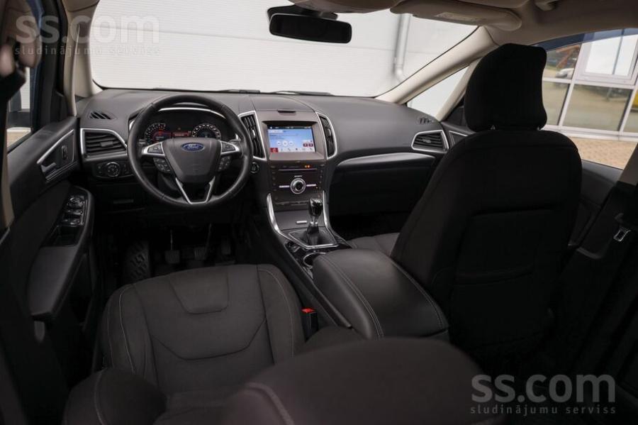 Grey Ford S-Max 2016 in Riga, with an engine capacity of 2.00 L and mileage of 364 thousand km for 6995 €, photo 13 on AUTOMOTO.COM.LV