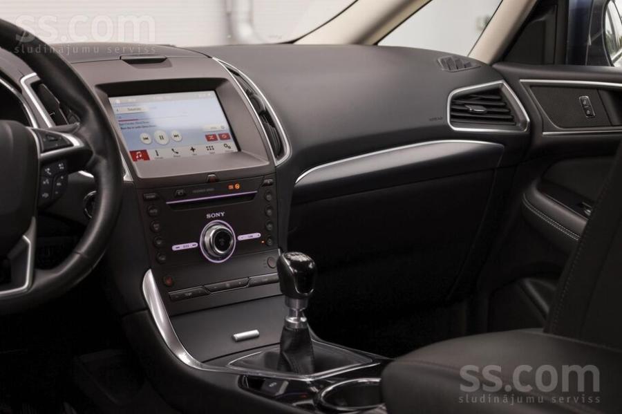 Grey Ford S-Max 2016 in Riga, with an engine capacity of 2.00 L and mileage of 364 thousand km for 6995 €, photo 14 on AUTOMOTO.COM.LV