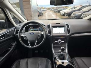 Grey Ford S-Max 2017 in Vilnius, with an engine capacity of 2.00 L and mileage of 278 thousand km for 9500 €, photo 14 on AUTOMOTO.COM.LV