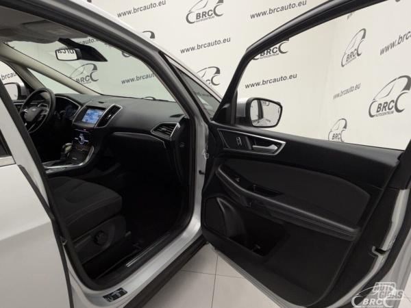 Grey Ford S-Max 2017 in Avizieniai, with an engine capacity of 2.00 L and mileage of 165 thousand km for 5500 €, photo 8 on AUTOMOTO.COM.LV