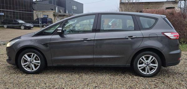 Grey Ford S-Max 2017 in Kaunas, with an engine capacity of 2.00 L and mileage of 282 thousand km for 7990 €, photo 4 on AUTOMOTO.COM.LV