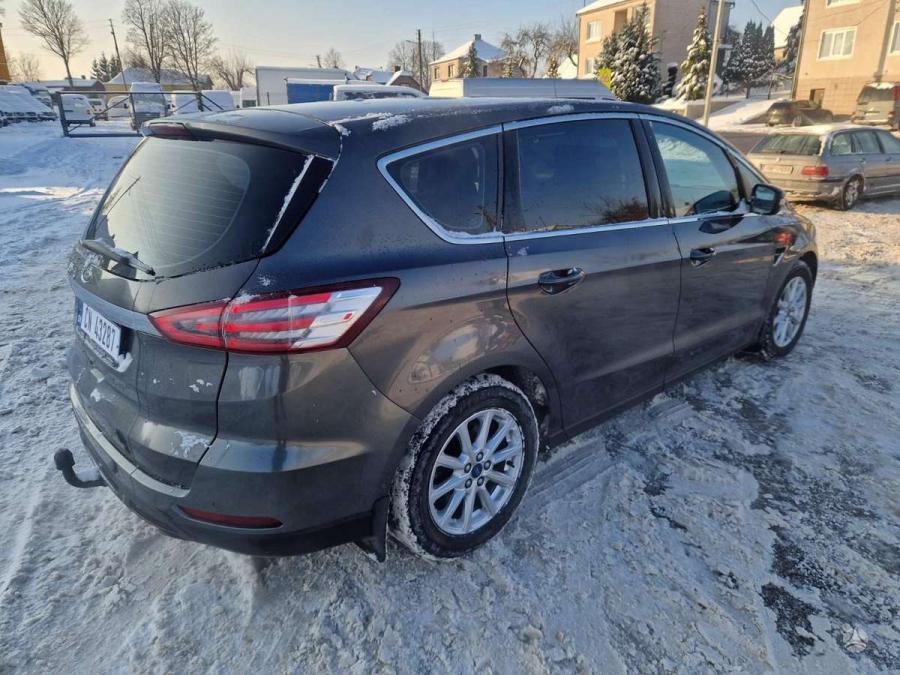 Pelēks Ford S-Max 2017 Tauragė, ar dzinēja tilpumu 1.50 L un nobraukumu 241 tūkst. km par 6950 €, foto 4 vietnē AUTOMOTO.COM.LV
