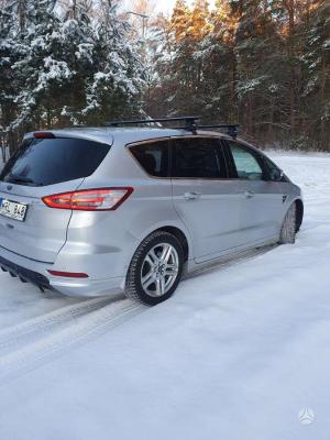 Pelēks Ford S-Max 2017 Prienai, ar dzinēja tilpumu 2.00 L un nobraukumu 198 tūkst. km par 10500 €, foto 2 vietnē AUTOMOTO.COM.LV