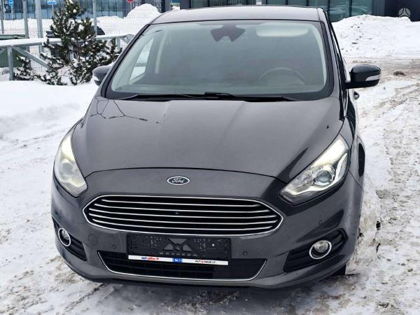 Pelēks Ford S-Max 2017 Šauļi, ar dzinēja tilpumu 2.00 L un nobraukumu 190 tūkst. km par 9300 €, foto 3 vietnē AUTOMOTO.COM.LV