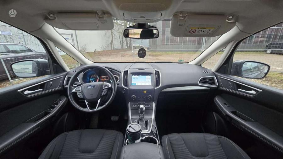 Grey Ford S-Max 2017 in Kaunas, with an engine capacity of 2.00 L and mileage of 283 thousand km for 8290 €, photo 11 on AUTOMOTO.COM.LV