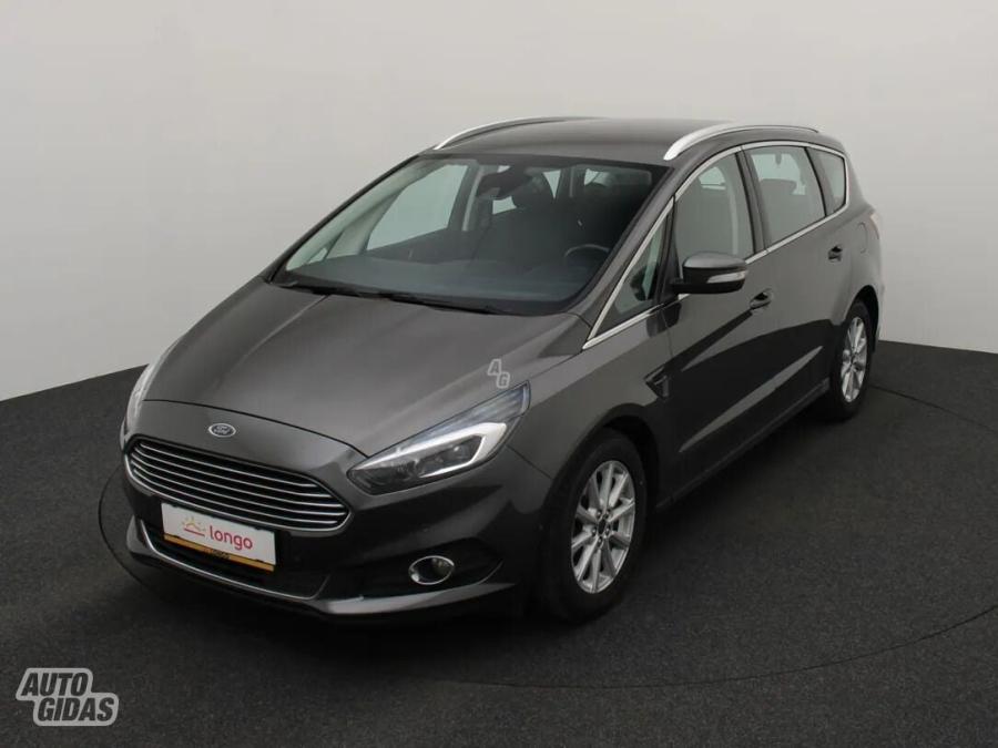 Grey Ford S-Max 2017 in Vilnius, with an engine capacity of 2.00 L and mileage of 176 thousand km for 9499 €, photo 1 on AUTOMOTO.COM.LV
