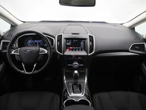 Grey Ford S-Max 2017 in Vilnius, with an engine capacity of 2.00 L and mileage of 176 thousand km for 9499 €, photo 3 on AUTOMOTO.COM.LV