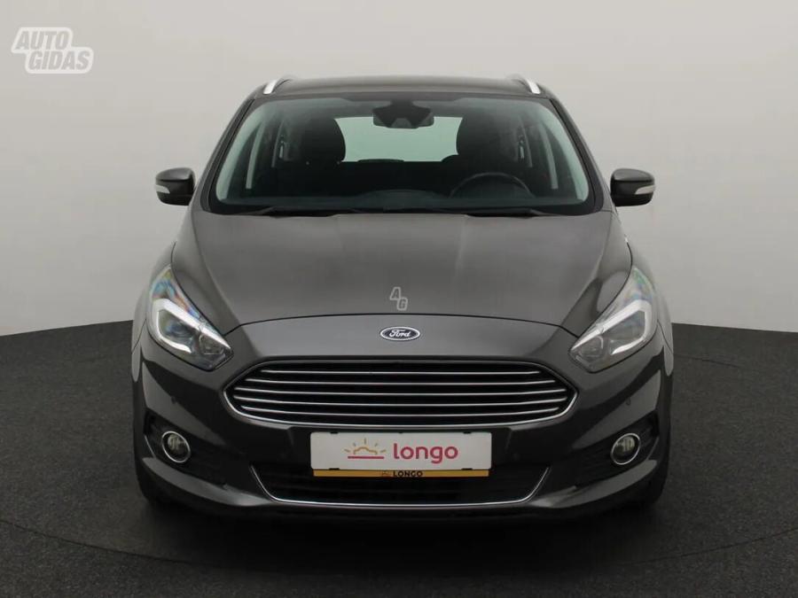 Grey Ford S-Max 2017 in Vilnius, with an engine capacity of 2.00 L and mileage of 176 thousand km for 9499 €, photo 4 on AUTOMOTO.COM.LV