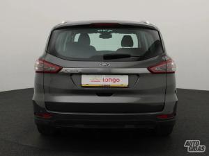 Grey Ford S-Max 2017 in Vilnius, with an engine capacity of 2.00 L and mileage of 176 thousand km for 9499 €, photo 6 on AUTOMOTO.COM.LV