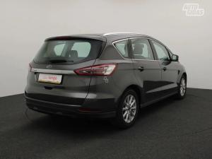 Grey Ford S-Max 2017 in Vilnius, with an engine capacity of 2.00 L and mileage of 176 thousand km for 9499 €, photo 9 on AUTOMOTO.COM.LV