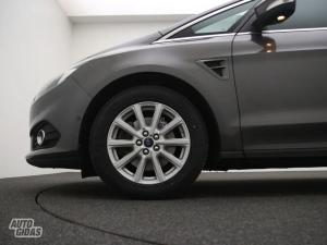 Grey Ford S-Max 2017 in Vilnius, with an engine capacity of 2.00 L and mileage of 176 thousand km for 9499 €, photo 29 on AUTOMOTO.COM.LV