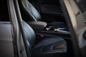 Pelēks Ford S-Max 2017 Rīga, ar dzinēja tilpumu 2.00 L un nobraukumu 221 tūkst. km par 12200 €, foto 18 vietnē AUTOMOTO.COM.LV