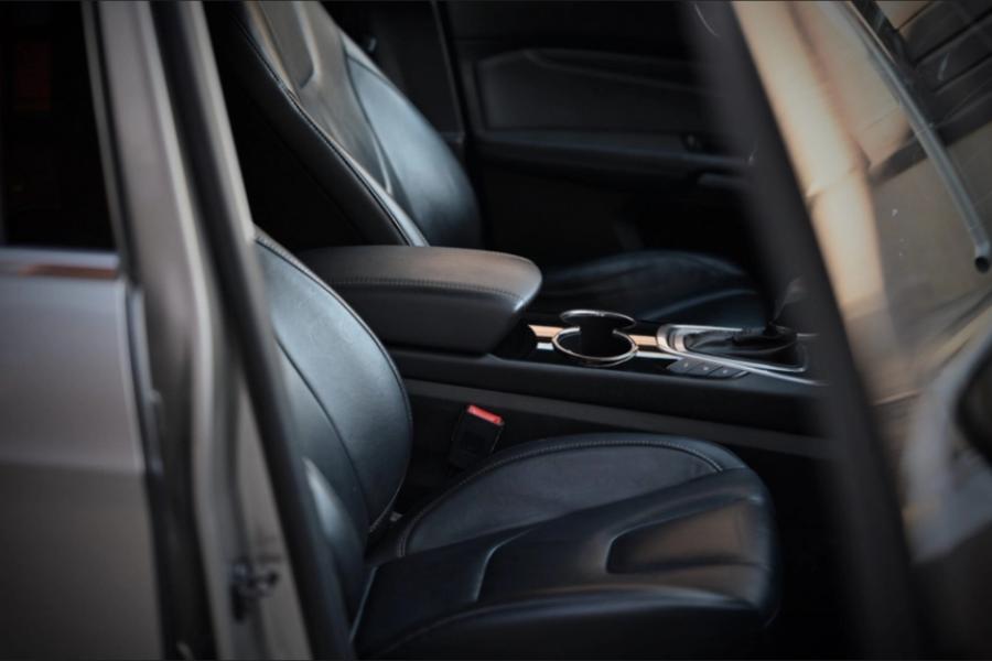 Pelēks Ford S-Max 2017 Rīga, ar dzinēja tilpumu 2.00 L un nobraukumu 221 tūkst. km par 12200 €, foto 18 vietnē AUTOMOTO.COM.LV