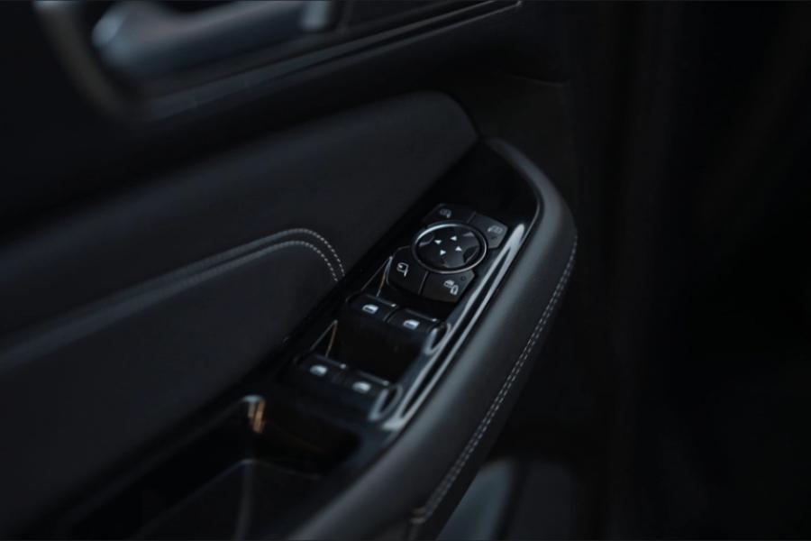 Pelēks Ford S-Max 2017 Rīga, ar dzinēja tilpumu 2.00 L un nobraukumu 221 tūkst. km par 12200 €, foto 22 vietnē AUTOMOTO.COM.LV