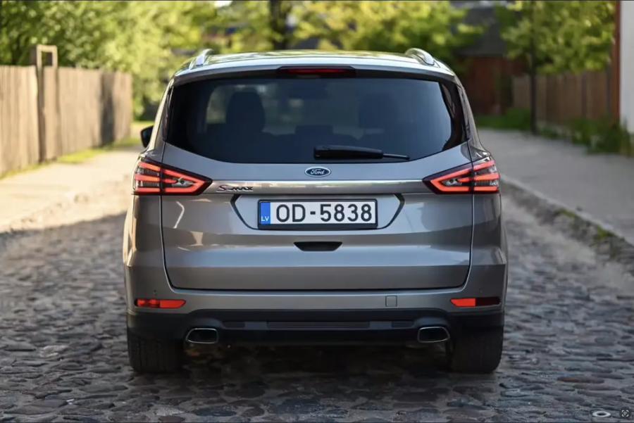 Pelēks Ford S-Max 2017 Jelgava, ar dzinēja tilpumu 2.00 L un nobraukumu 221 tūkst. km par 11400 €, foto 7 vietnē AUTOMOTO.COM.LV