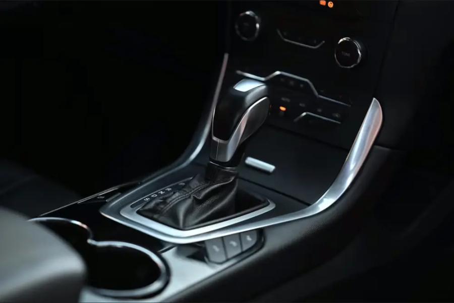 Pelēks Ford S-Max 2017 Jelgava, ar dzinēja tilpumu 2.00 L un nobraukumu 221 tūkst. km par 11400 €, foto 20 vietnē AUTOMOTO.COM.LV