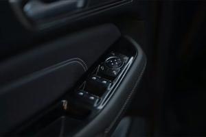 Pelēks Ford S-Max 2017 Jelgava, ar dzinēja tilpumu 2.00 L un nobraukumu 221 tūkst. km par 11400 €, foto 22 vietnē AUTOMOTO.COM.LV