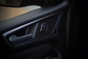 Pelēks Ford S-Max 2017 Jelgava, ar dzinēja tilpumu 2.00 L un nobraukumu 221 tūkst. km par 11400 €, foto 25 vietnē AUTOMOTO.COM.LV