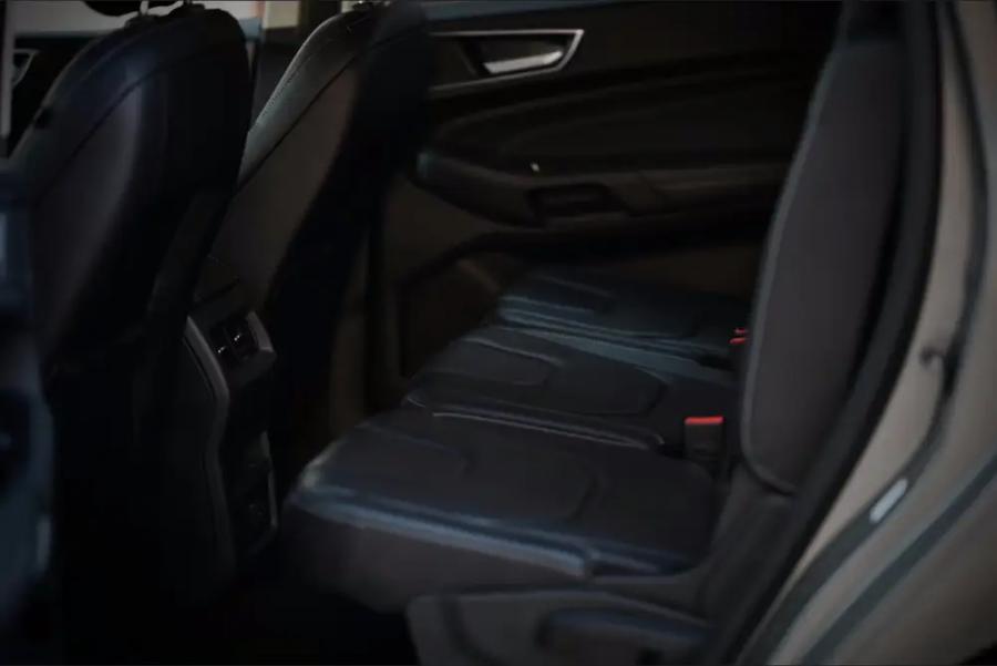 Pelēks Ford S-Max 2017 Jelgava, ar dzinēja tilpumu 2.00 L un nobraukumu 221 tūkst. km par 11400 €, foto 29 vietnē AUTOMOTO.COM.LV