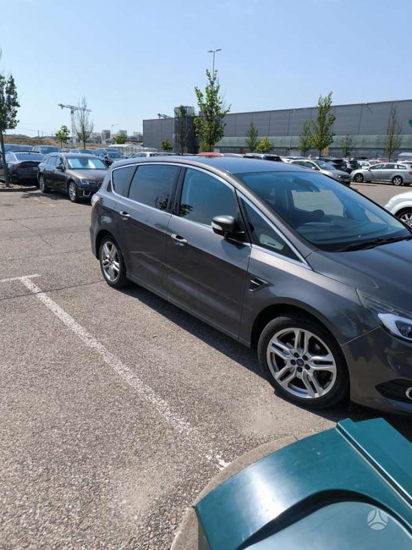 Pelēks Ford S-Max 2017 Viļņa, ar dzinēja tilpumu 2.00 L un nobraukumu 240 tūkst. km par 12700 €, foto 3 vietnē AUTOMOTO.COM.LV