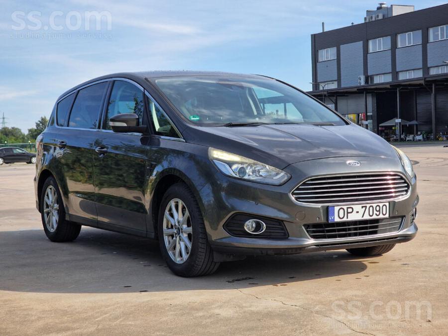 Pelēks Ford S-Max 2017 Liepāja, ar dzinēja tilpumu 1.50 L un nobraukumu 177 tūkst. km par 9950 €, foto 3 vietnē AUTOMOTO.COM.LV
