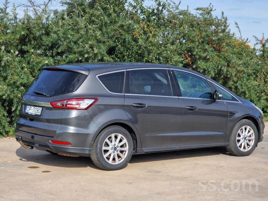Pelēks Ford S-Max 2017 Liepāja, ar dzinēja tilpumu 1.50 L un nobraukumu 177 tūkst. km par 9950 €, foto 4 vietnē AUTOMOTO.COM.LV
