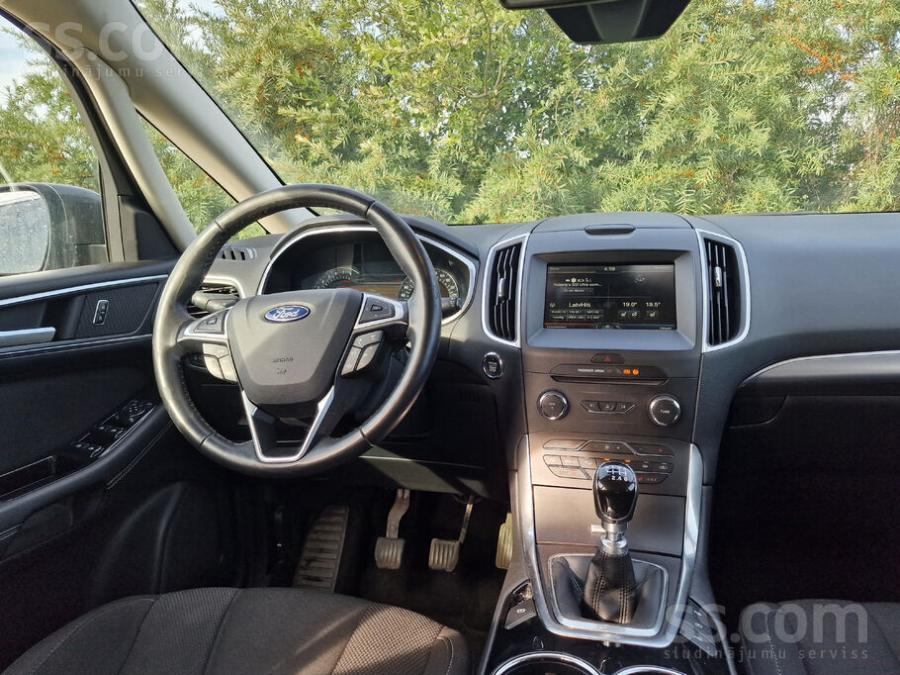 Pelēks Ford S-Max 2017 Liepāja, ar dzinēja tilpumu 1.50 L un nobraukumu 177 tūkst. km par 9950 €, foto 9 vietnē AUTOMOTO.COM.LV