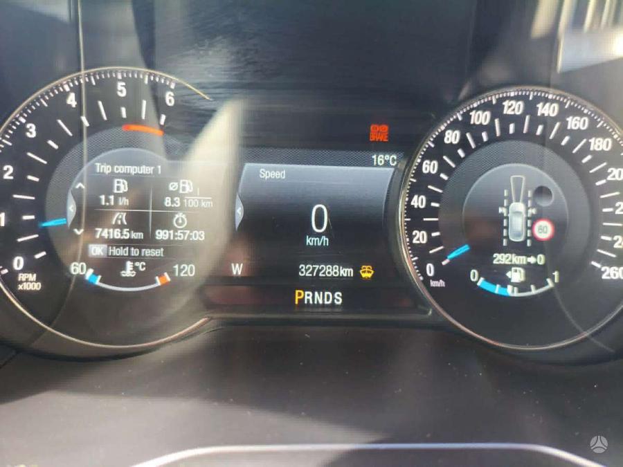 Grey Ford S-Max 2017 in Kaunas, with an engine capacity of 2.00 L and mileage of 327 thousand km for 8800 €, photo 5 on AUTOMOTO.COM.LV
