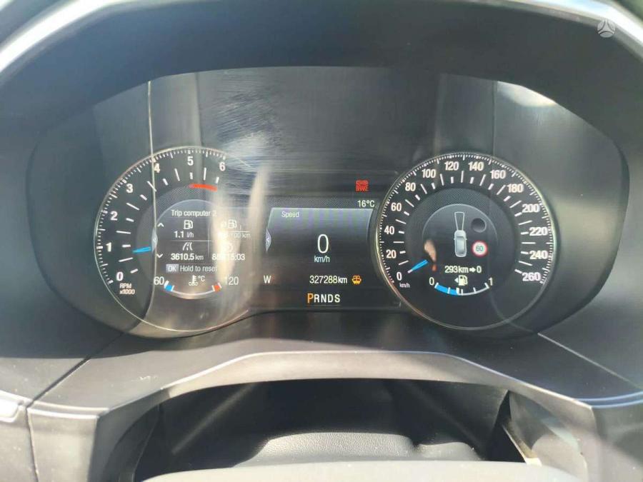 Grey Ford S-Max 2017 in Kaunas, with an engine capacity of 2.00 L and mileage of 327 thousand km for 8800 €, photo 7 on AUTOMOTO.COM.LV