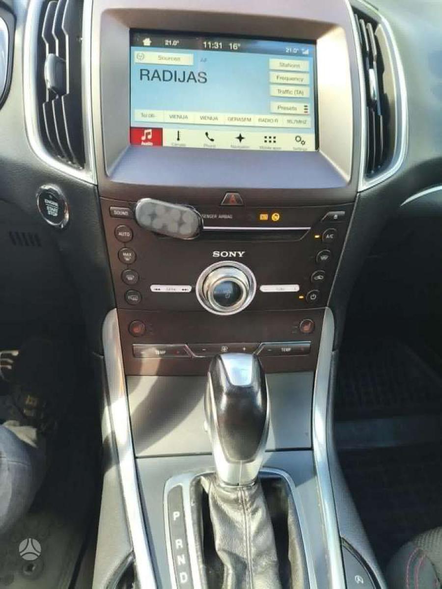 Grey Ford S-Max 2017 in Kaunas, with an engine capacity of 2.00 L and mileage of 327 thousand km for 8800 €, photo 17 on AUTOMOTO.COM.LV