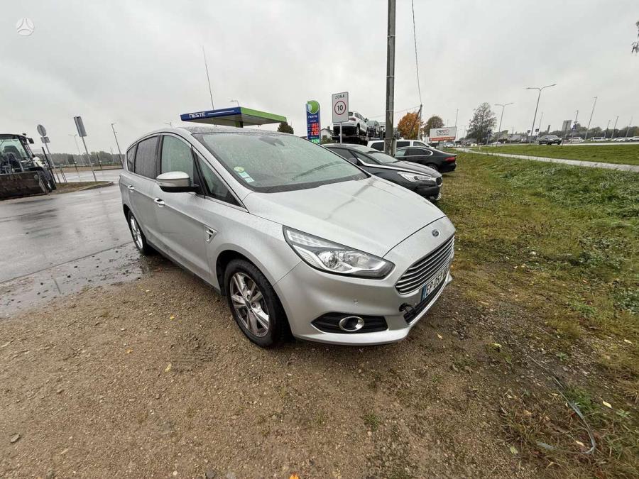 Pelēks Ford S-Max 2017 Tauragė, ar dzinēja tilpumu 2.00 L un nobraukumu 180 tūkst. km par 6200 €, foto 4 vietnē AUTOMOTO.COM.LV