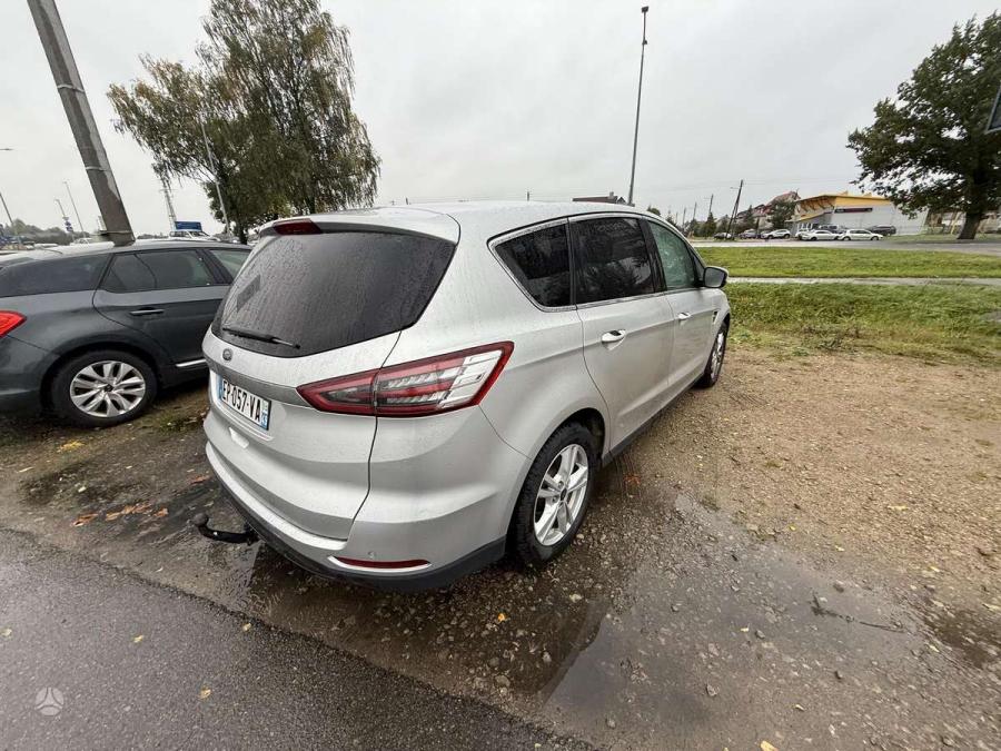Pelēks Ford S-Max 2017 Tauragė, ar dzinēja tilpumu 2.00 L un nobraukumu 180 tūkst. km par 6200 €, foto 6 vietnē AUTOMOTO.COM.LV