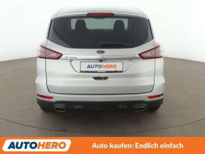 Grey Ford S-Max 2018 in Kaunas, with an engine capacity of 2.00 L and mileage of 87 thousand km for 23317 €, photo 5 on AUTOMOTO.COM.LV