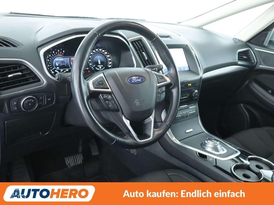 Grey Ford S-Max 2018 in Kaunas, with an engine capacity of 2.00 L and mileage of 87 thousand km for 23317 €, photo 11 on AUTOMOTO.COM.LV