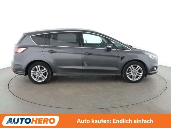 Grey Ford S-Max 2018 in Kaunas, with an engine capacity of 1.50 L and mileage of 77 thousand km for 21988 €, photo 7 on AUTOMOTO.COM.LV