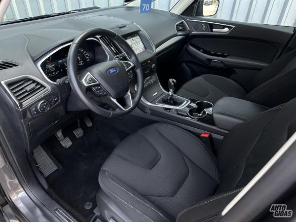 Grey Ford S-Max 2018 in Kaunas, with an engine capacity of 1.50 L and mileage of 99 thousand km for 14271 €, photo 9 on AUTOMOTO.COM.LV