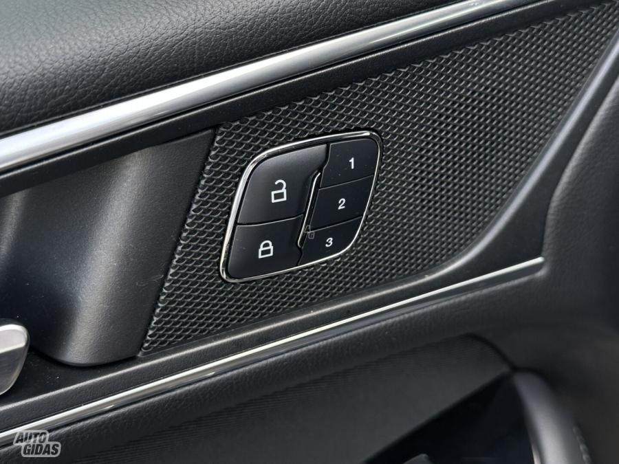 Pelēks Ford S-Max 2018 Kauņa, ar dzinēja tilpumu 1.50 L un nobraukumu 99 tūkst. km par 14271 €, foto 24 vietnē AUTOMOTO.COM.LV