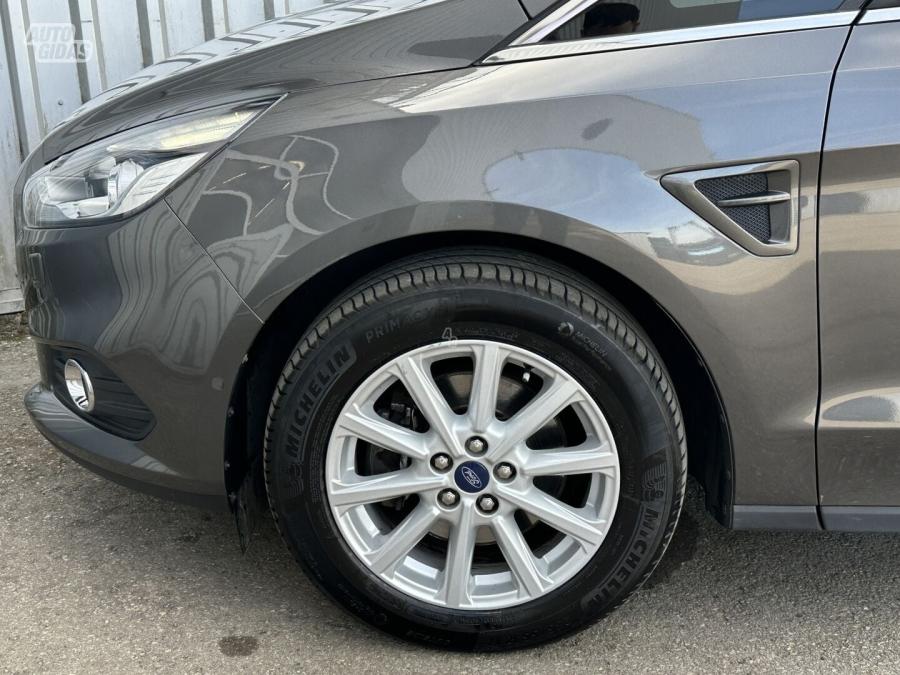Pelēks Ford S-Max 2018 Kauņa, ar dzinēja tilpumu 1.50 L un nobraukumu 99 tūkst. km par 14271 €, foto 37 vietnē AUTOMOTO.COM.LV