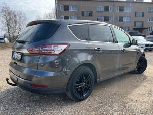 Pelēks Ford S-Max 2018 Kuldīga, ar dzinēja tilpumu 2.00 L un nobraukumu 257 tūkst. km par 7490 €, foto 5 vietnē AUTOMOTO.COM.LV