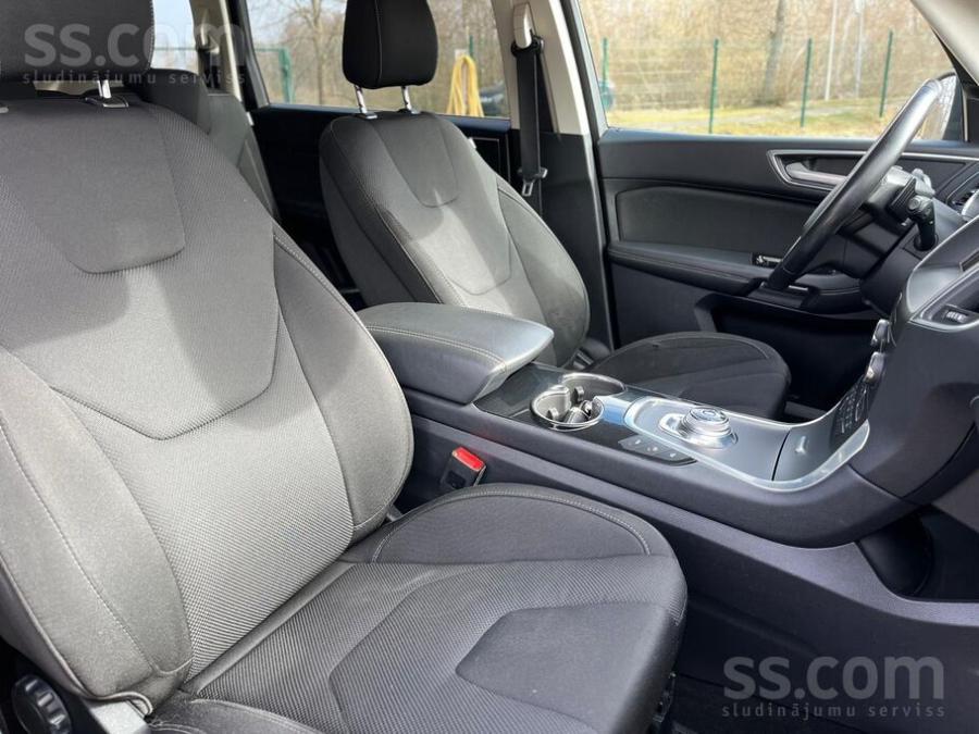 Pelēks Ford S-Max 2018 Kuldīga, ar dzinēja tilpumu 2.00 L un nobraukumu 257 tūkst. km par 7490 €, foto 14 vietnē AUTOMOTO.COM.LV