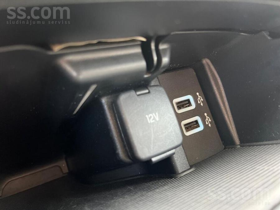 Pelēks Ford S-Max 2018 Kuldīga, ar dzinēja tilpumu 2.00 L un nobraukumu 257 tūkst. km par 7490 €, foto 23 vietnē AUTOMOTO.COM.LV