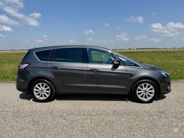 Pelēks Ford S-Max 2018 Vilkaviškis, ar dzinēja tilpumu 2.00 L un nobraukumu 236 tūkst. km par 9200 €, foto 6 vietnē AUTOMOTO.COM.LV