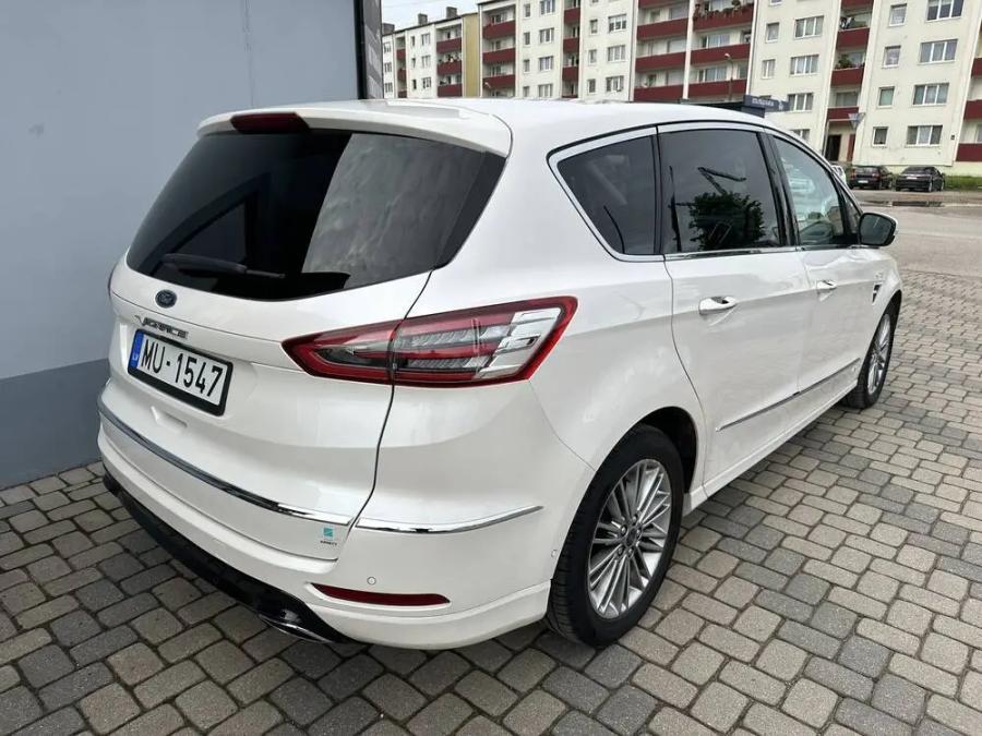 Pelēks Ford S-Max 2018 Talsi, ar dzinēja tilpumu 2.00 L un nobraukumu 357 tūkst. km par 12800 €, foto 4 vietnē AUTOMOTO.COM.LV