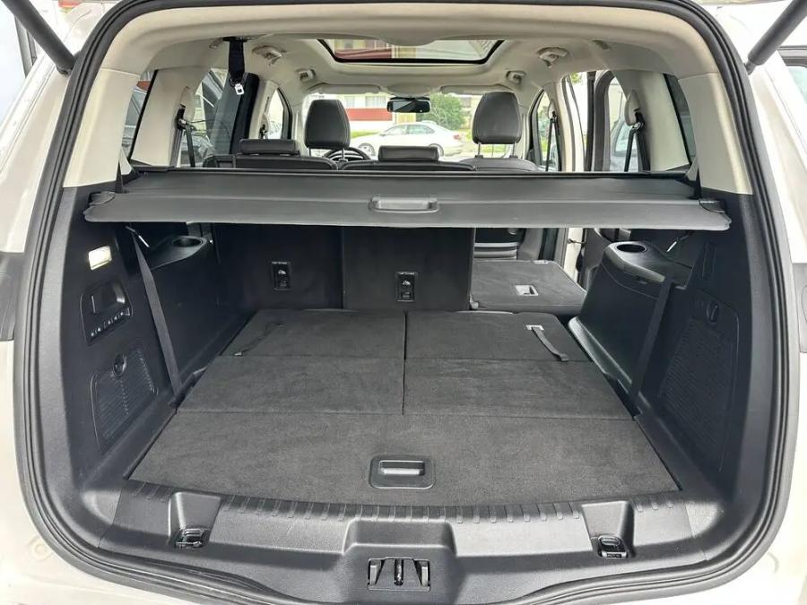 Pelēks Ford S-Max 2018 Talsi, ar dzinēja tilpumu 2.00 L un nobraukumu 357 tūkst. km par 12800 €, foto 6 vietnē AUTOMOTO.COM.LV